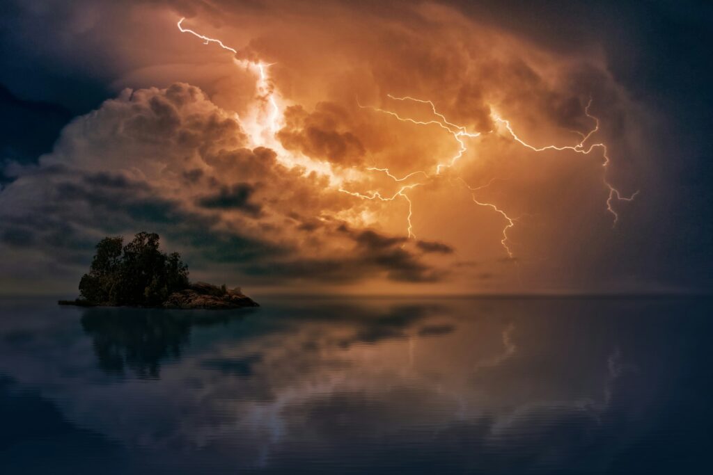 What Should I Do In Case Of A Severe Storm Surge? - Survival Times